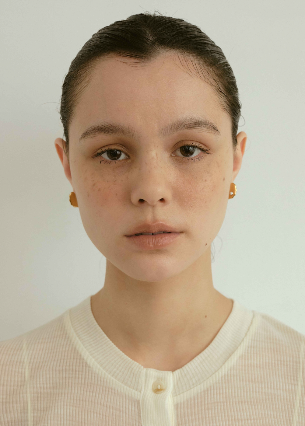 Oyster Studs Pearl片耳（Gold / Silver）＜PAULINE STUDIO ポーリーンストゥディオ＞